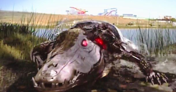 9 Guffaw-Inspiring GIFs From Syfy’s RoboCroc
