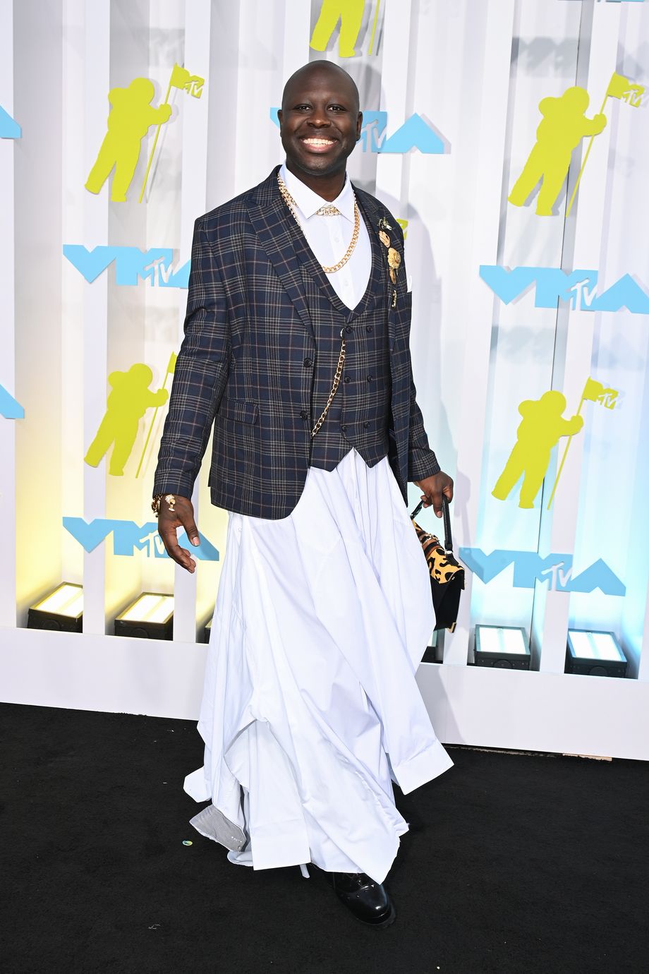 Male Rappers Wearing Dresses