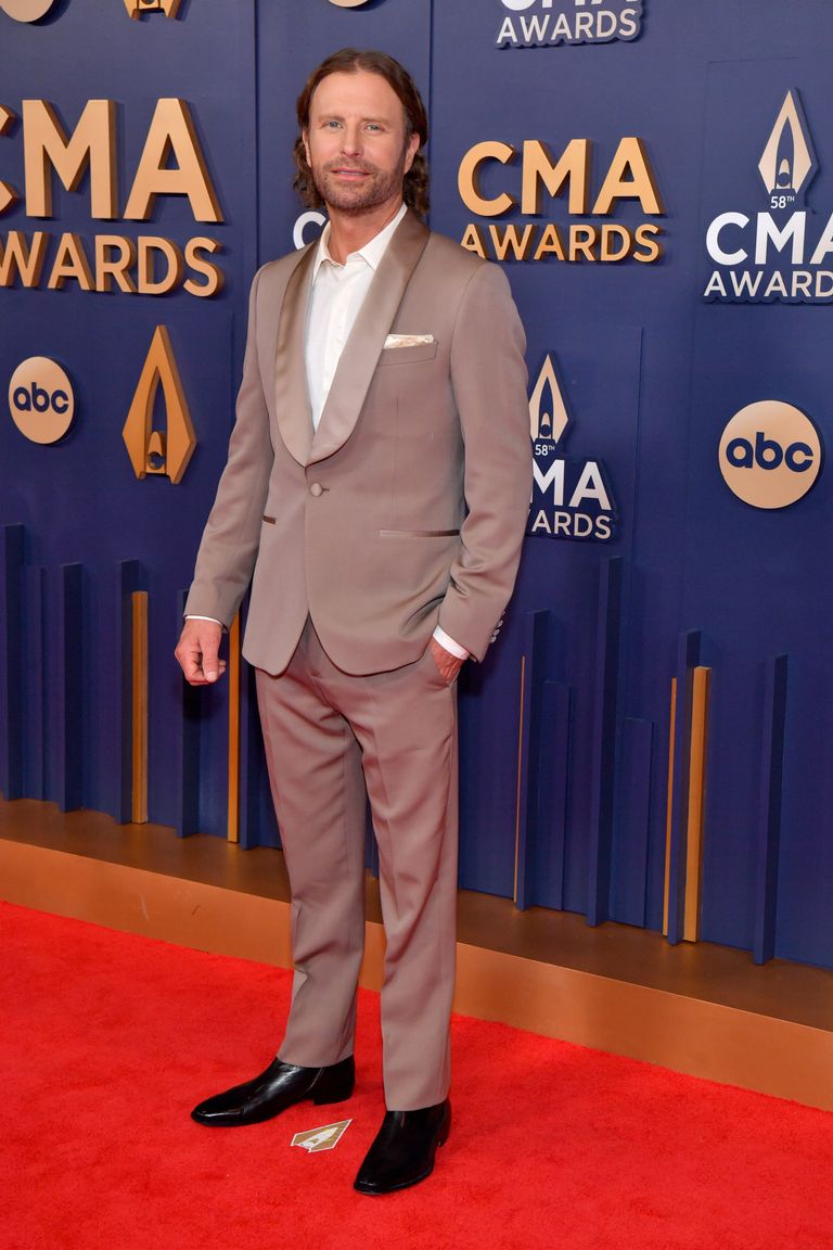 Country Music Awards 2024: All the Looks and Winners