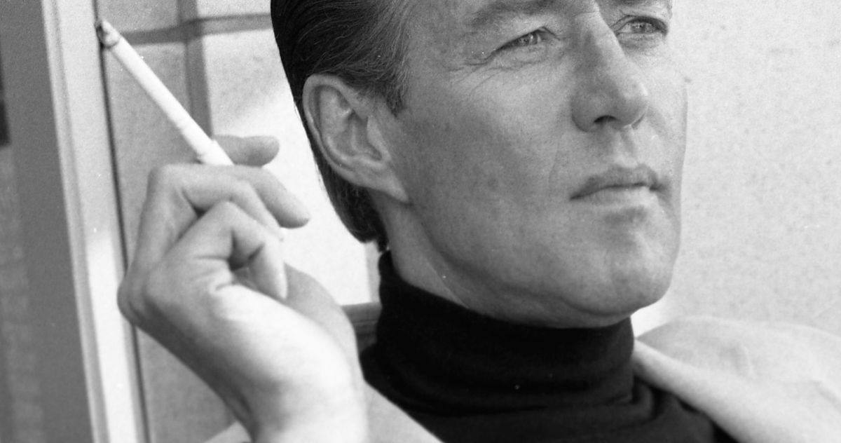 The Most Important Costumes in ‘Halston’ Are the Turtlenecks