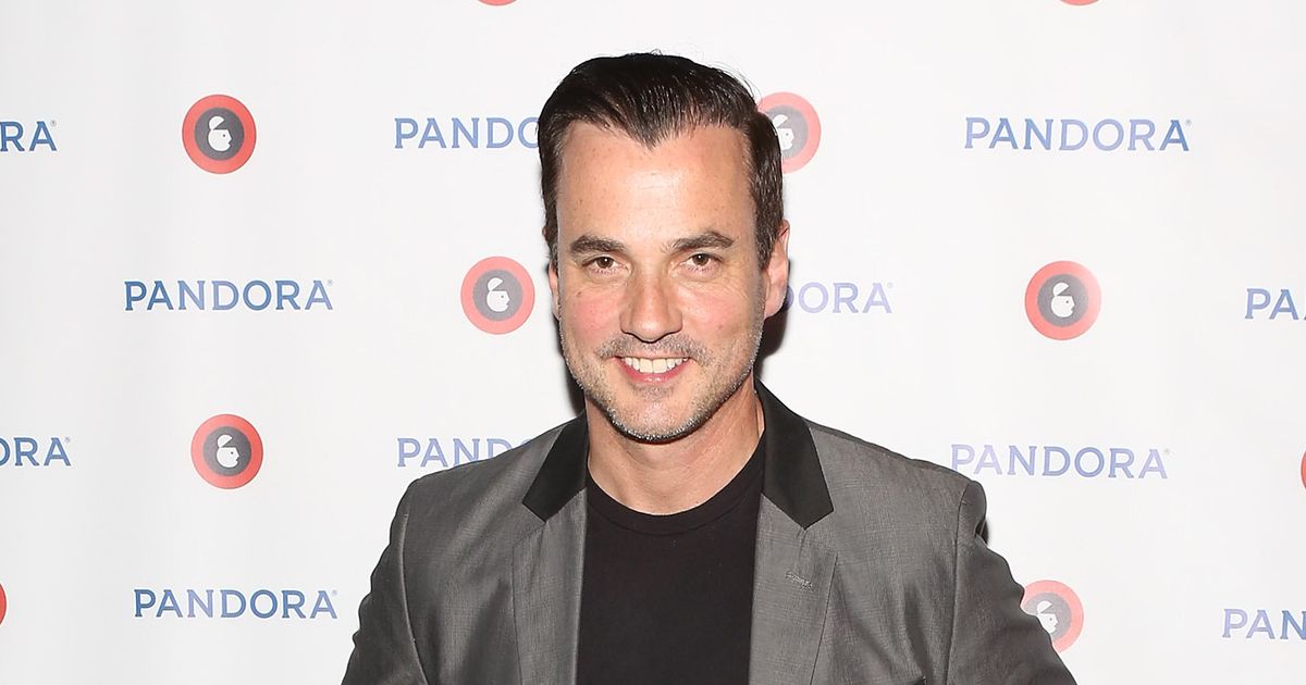 Singer Tommy Page Dead at 46