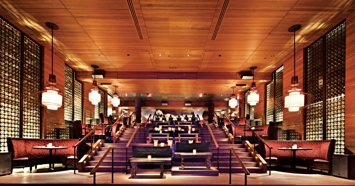 Trendlet: Restaurant Stairs Designed for Seating and Eating