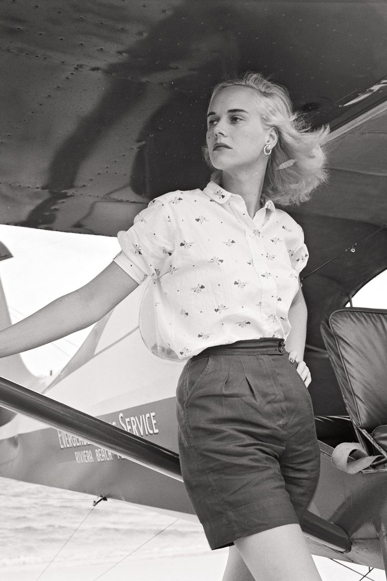 See Photos From the Book Slim Aarons: Women