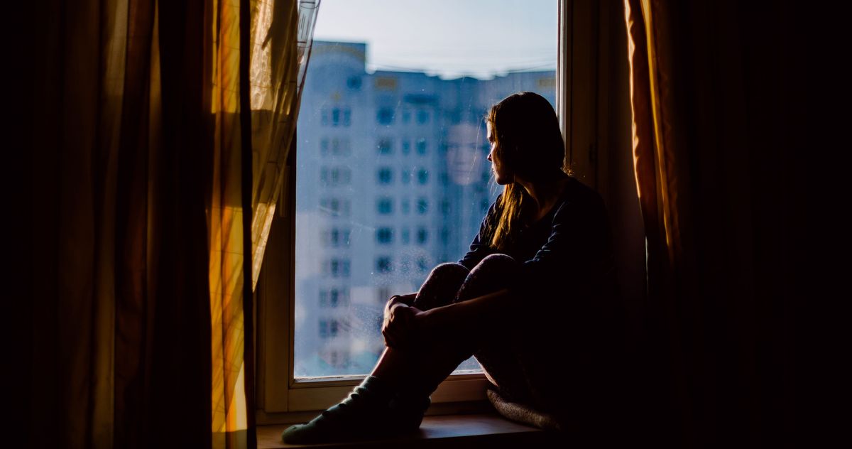 6 People Separated From Their Partners