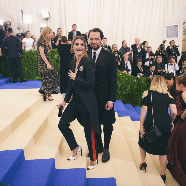 Met Gala 2017: Behind-the-Scenes Photos From the Red Carpet