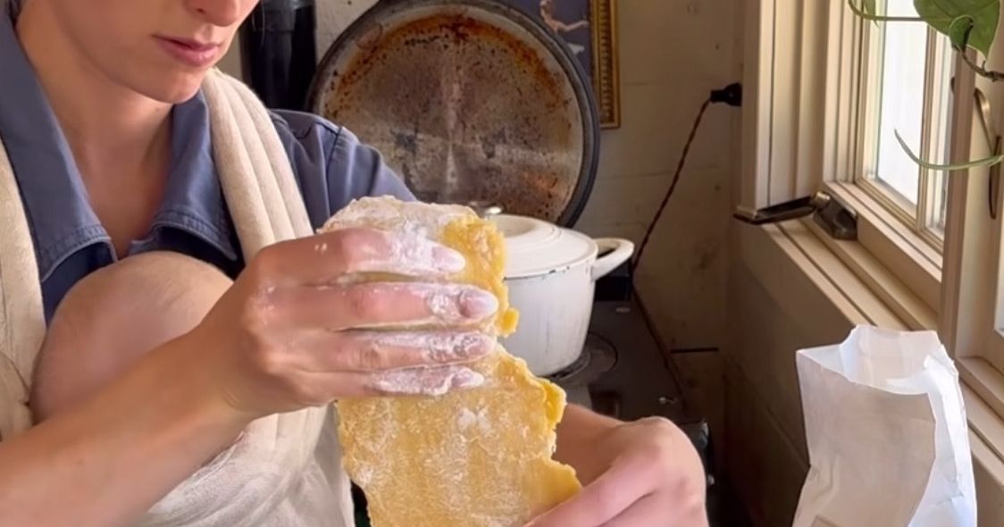 Anne Victoria Clark - Journalist Profile - Intelligent Relations