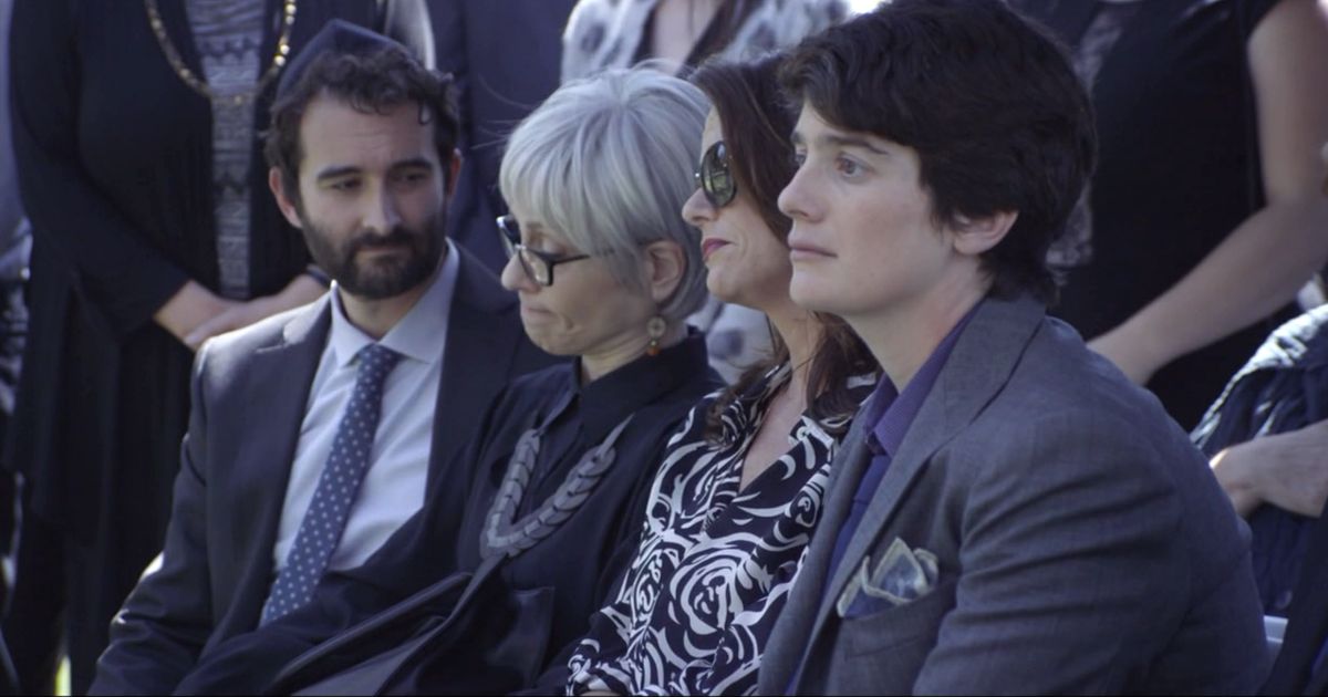 Transparent Season 1 Finale Recap: Dreamboat Annie