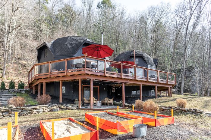 A Connecticut Double-Dome Home For Sale