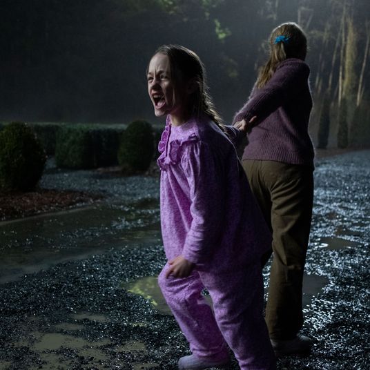 ‘Midsommar’ Special Effects: How They Smashed Those Bodies