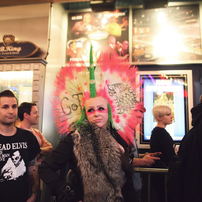 A Night With Game of Thrones’ Hodor, Rave DJ - Slideshow - Vulture