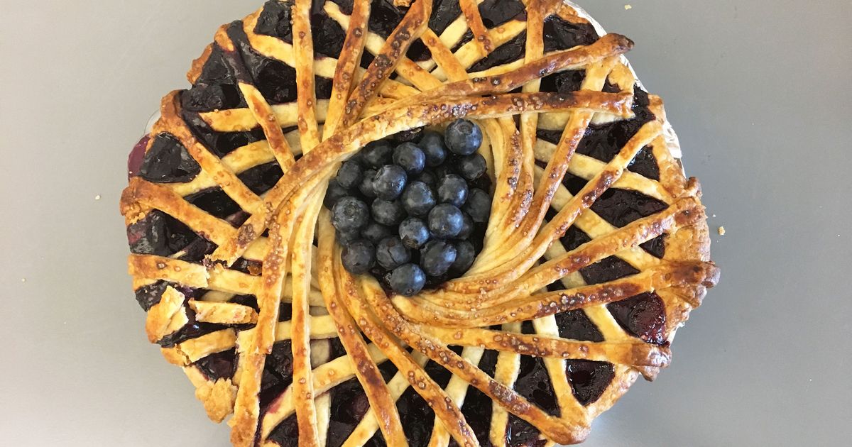 This Beautiful Geometry Pie Is My Greatest Accomplishment