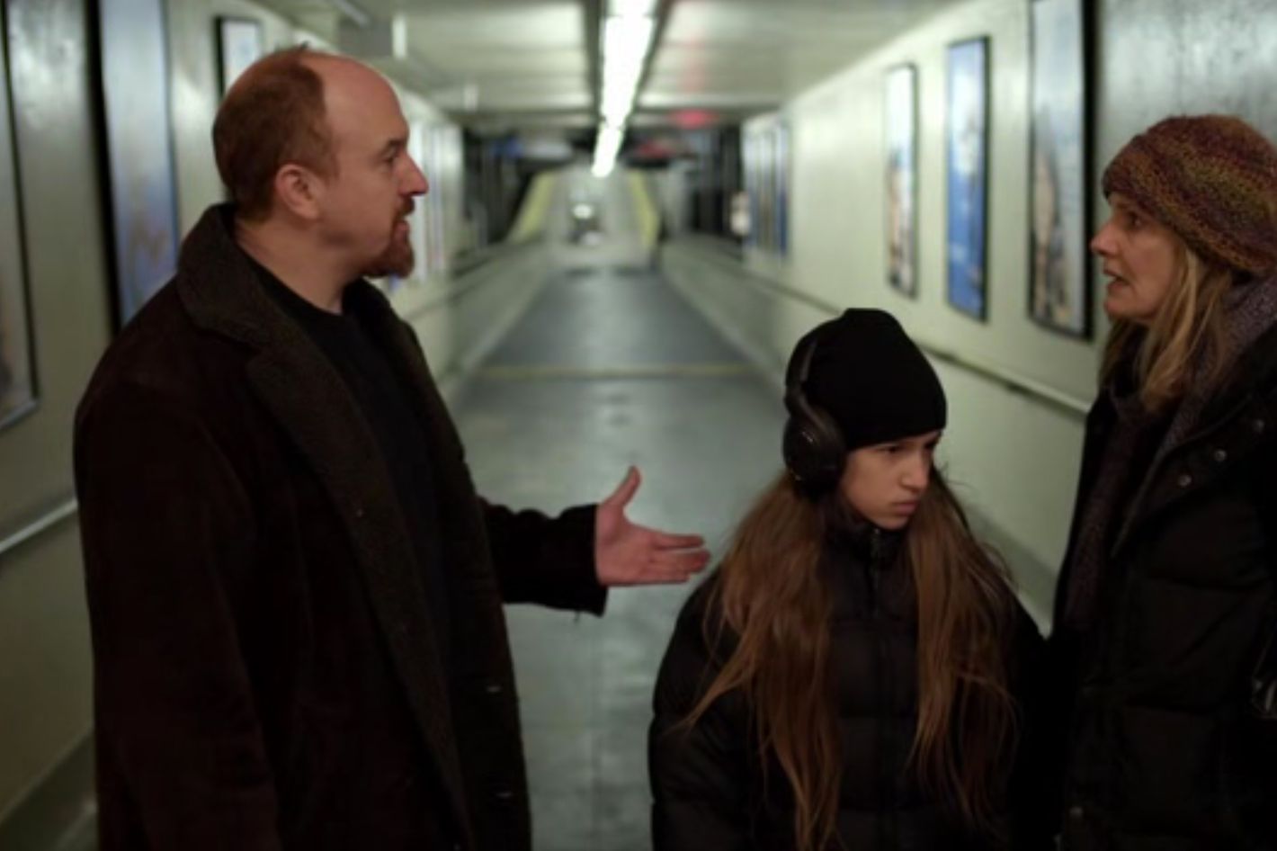 Louie Recap: Cousin Oliver - TV - Vulture