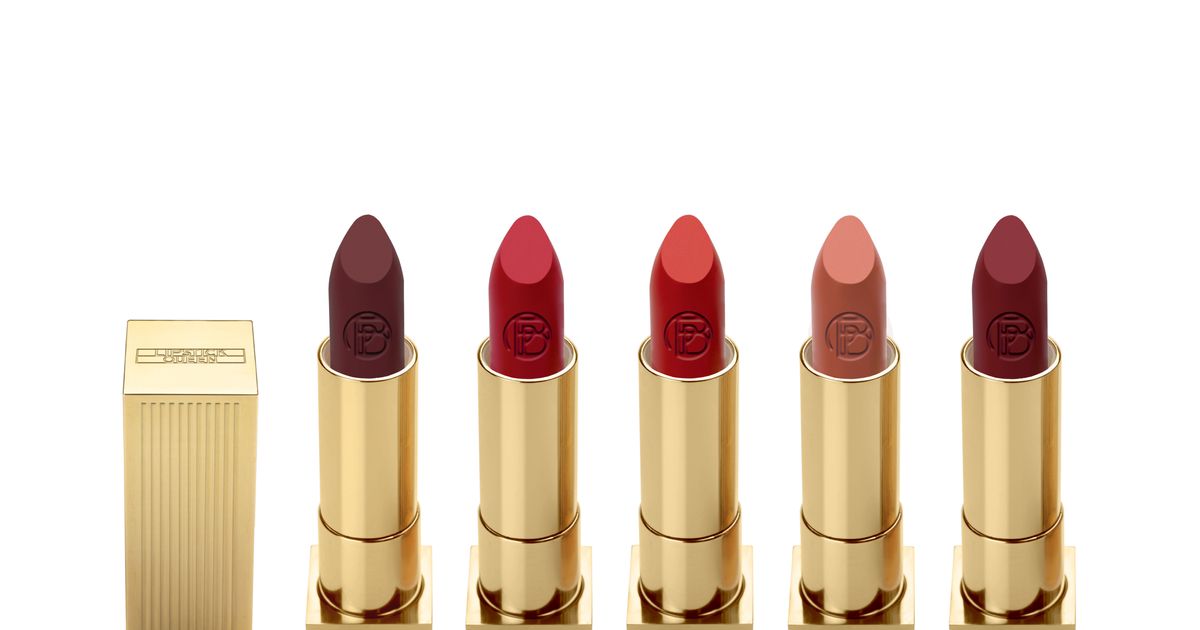 Try This Modern Lipstick With a Vintage Look