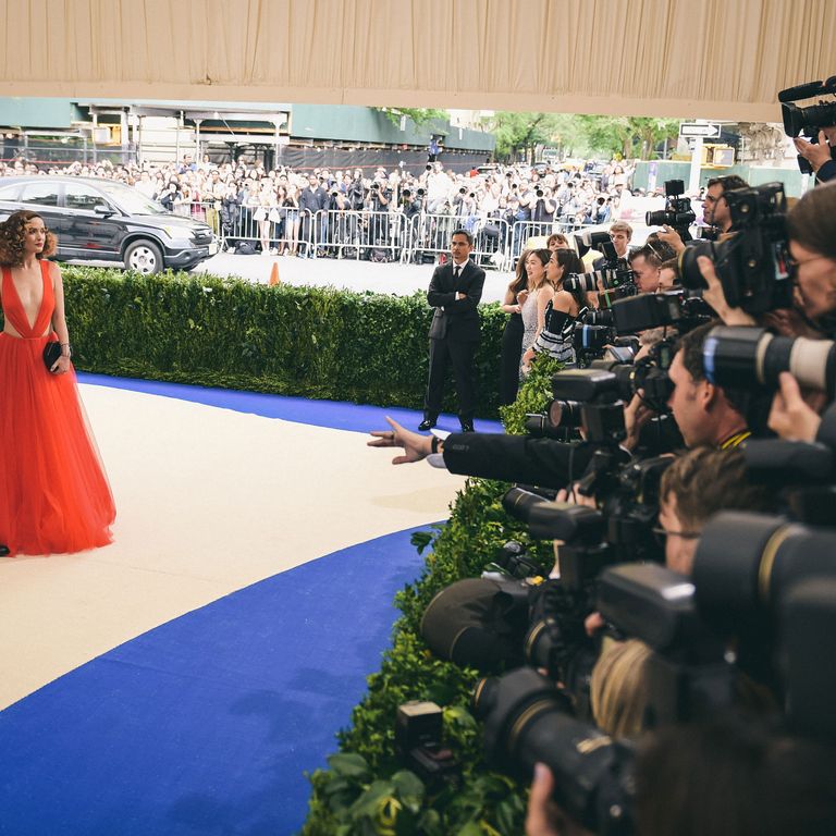 Met Gala 2017: Behind-the-Scenes Photos From the Red Carpet