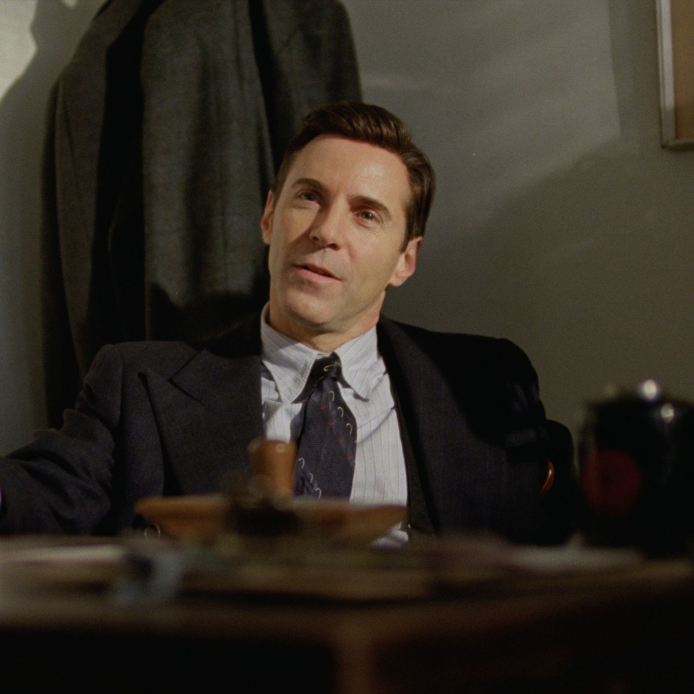 Alessandro Nivola Ajetreo Americano