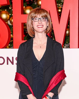 ‘Housemaid’ Author Sara Cohen Is Taking Off Her Wig