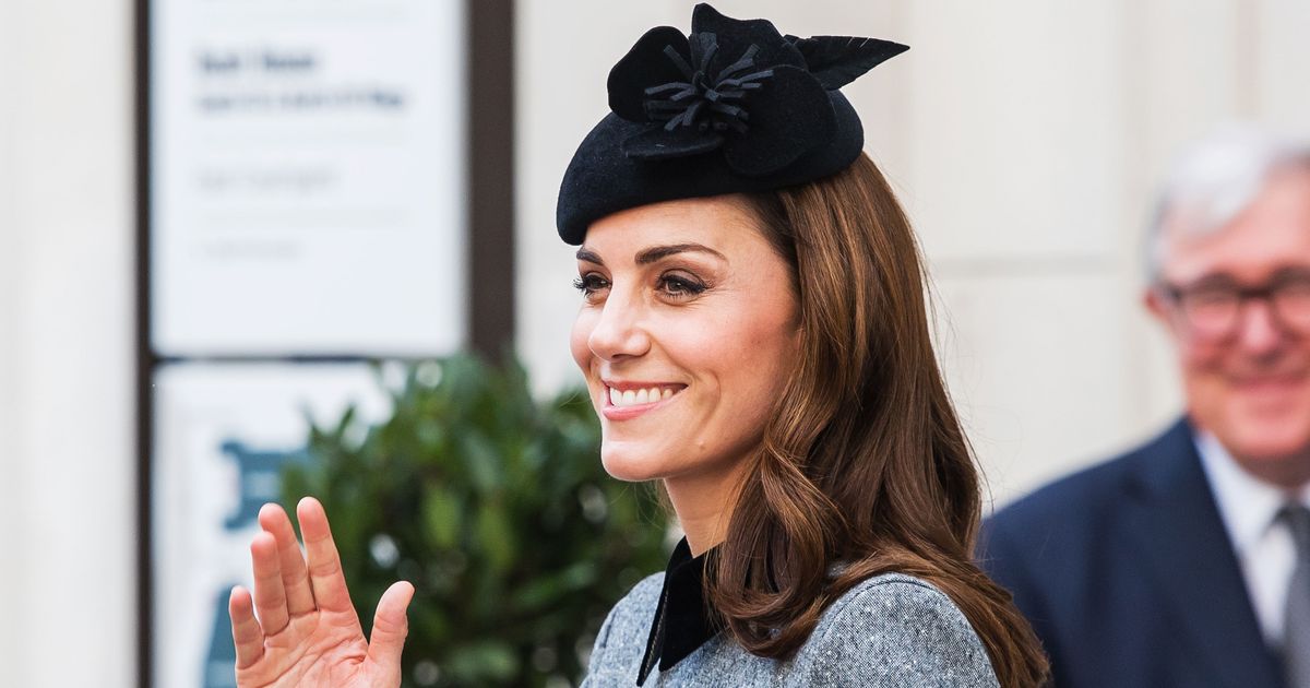 Kate Middleton Met Robot on London Tour With Queen Elizabeth