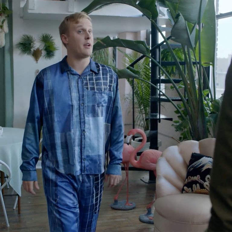 Elliott From Search Party Is Your Fall Wardrobe Inspiration