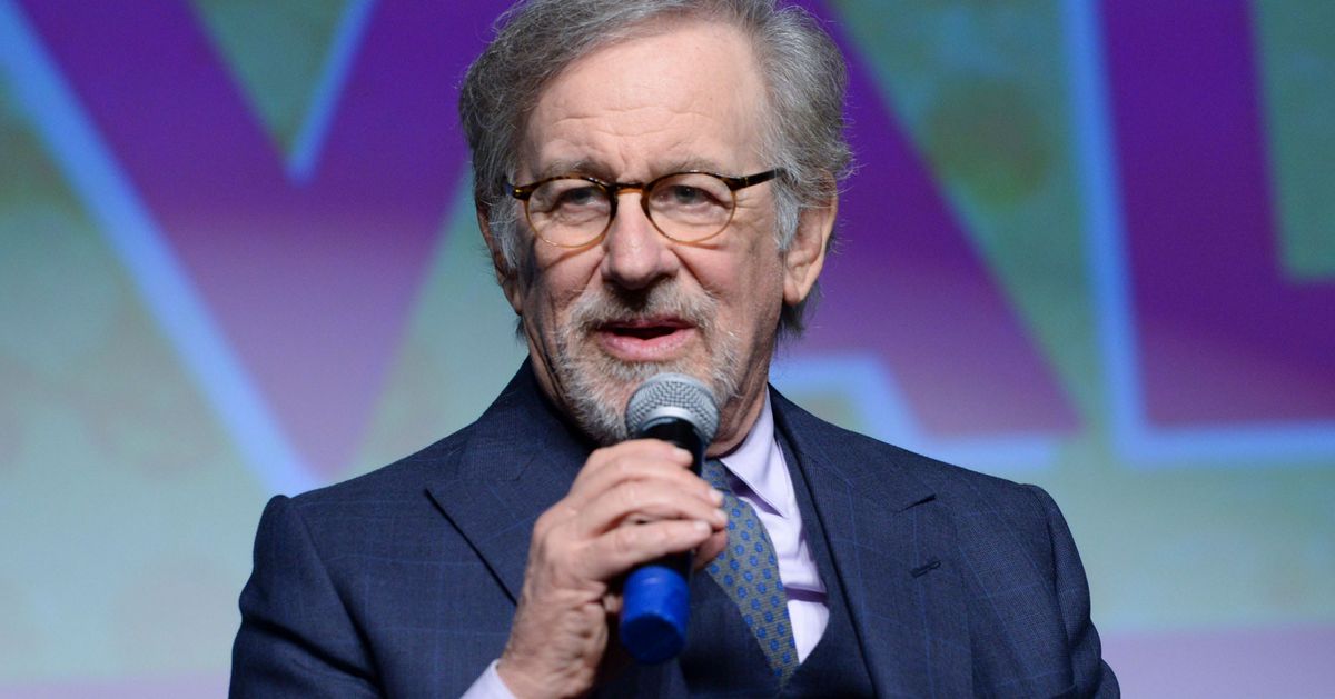 Steven Spielberg Responds To Portman’s Best Director Shade