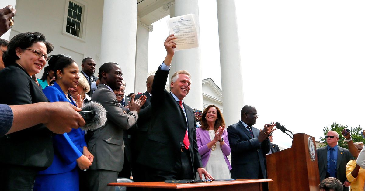Virginia Governor Restores Voting Rights For More Than 200 000 Ex Felons