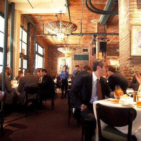 Zimmi’s Is a West Village Bistro With Old-World Influence