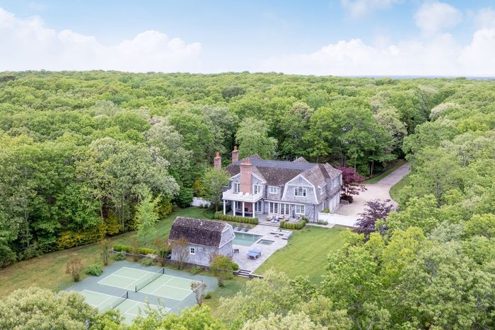 Libbie Mugrabi Is Selling Her Hamptons Divorce Mansion