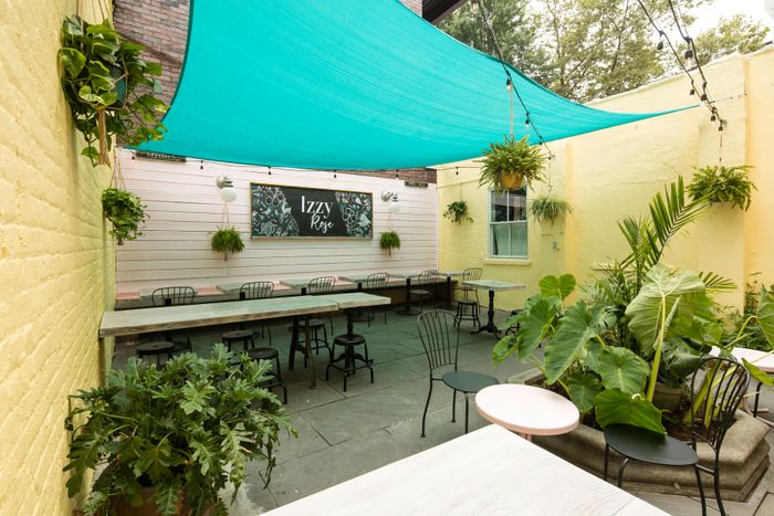 Opening: Vegan Bar Izzy Rose in Clinton Hill