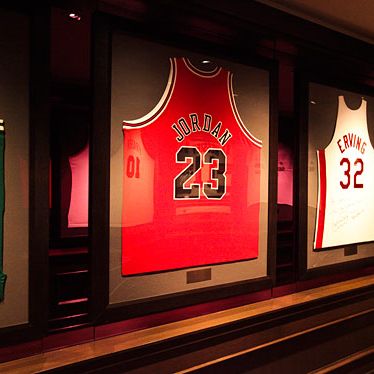 First Look Inside the Revamped 40/40 Club, Where the Armand de Brignac ...