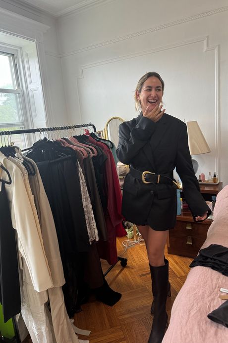 ‘What Do I Wear On a Date Night?’ Answers From a Stylist