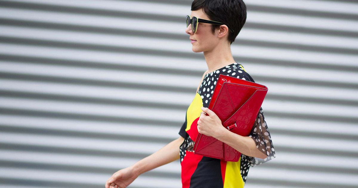 Street Style: Boxy Clutches and Subtle Allure in Paris