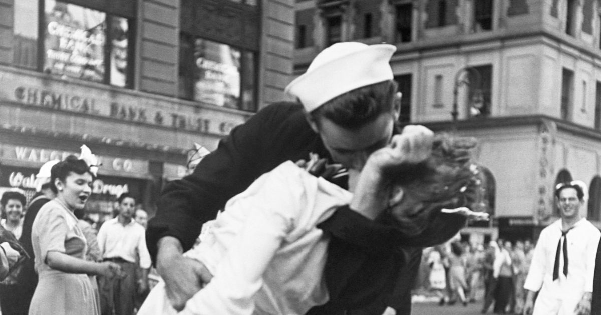 Iconic Kissing Sailor Was No Gentleman
