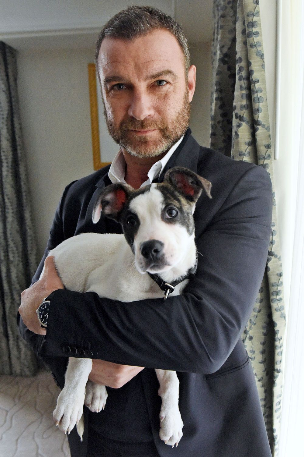 The Isle of Dogs Cast Strikes A Pose With Rescue Pups