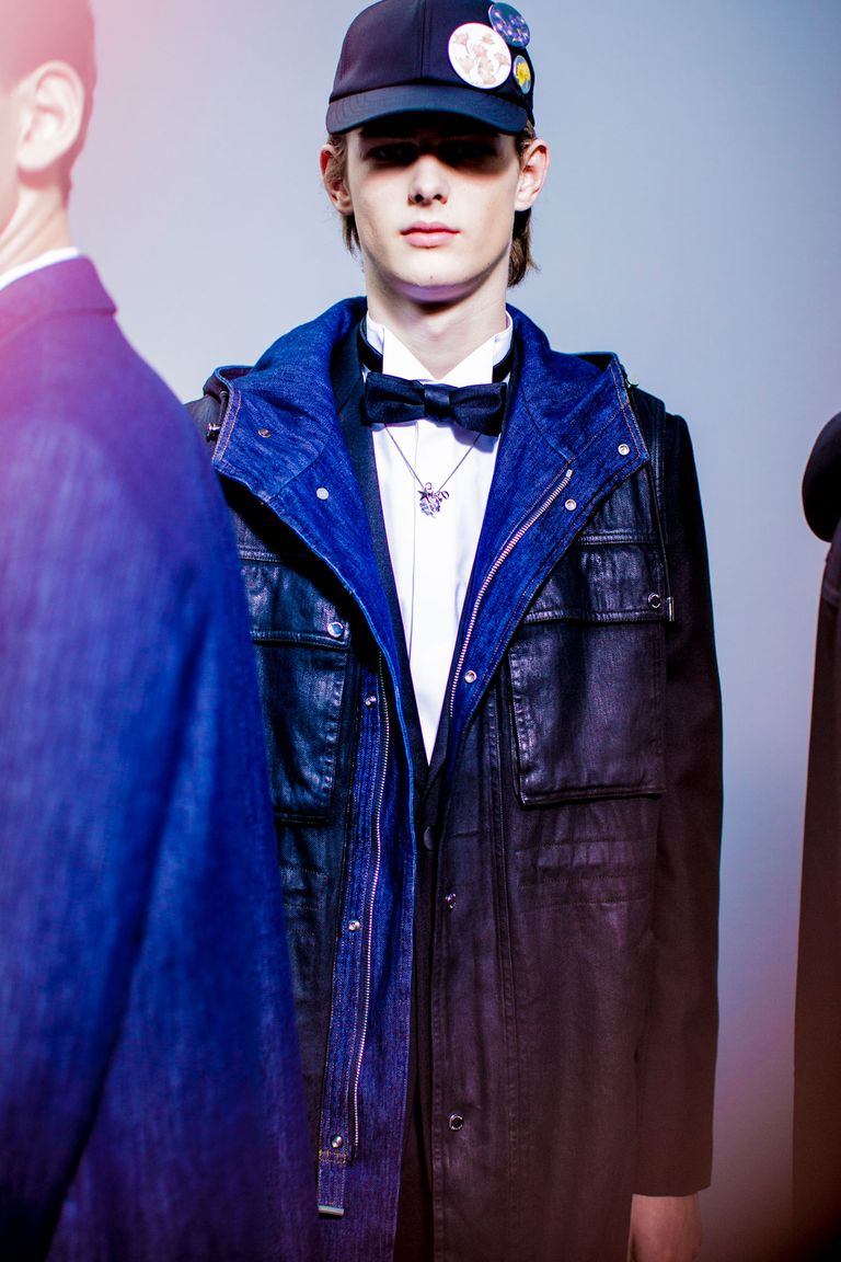 Scenes From Paris Men’s: Glittery Faces and Stapled Lips