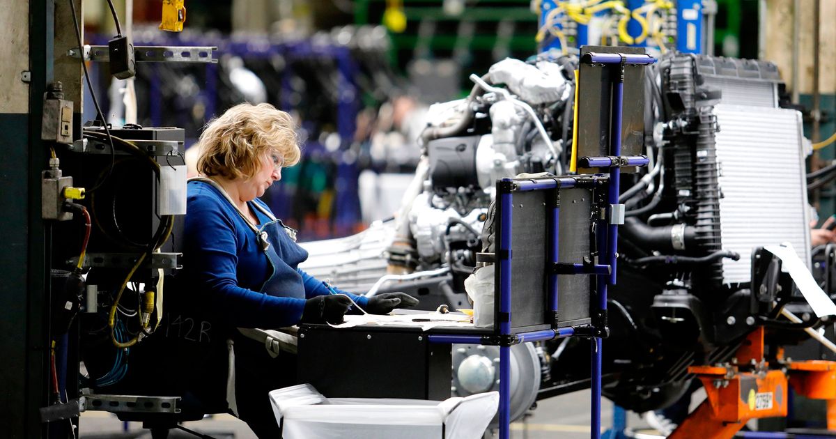 Trump’s Hatefulness Could Turn Off White Working-Class Women