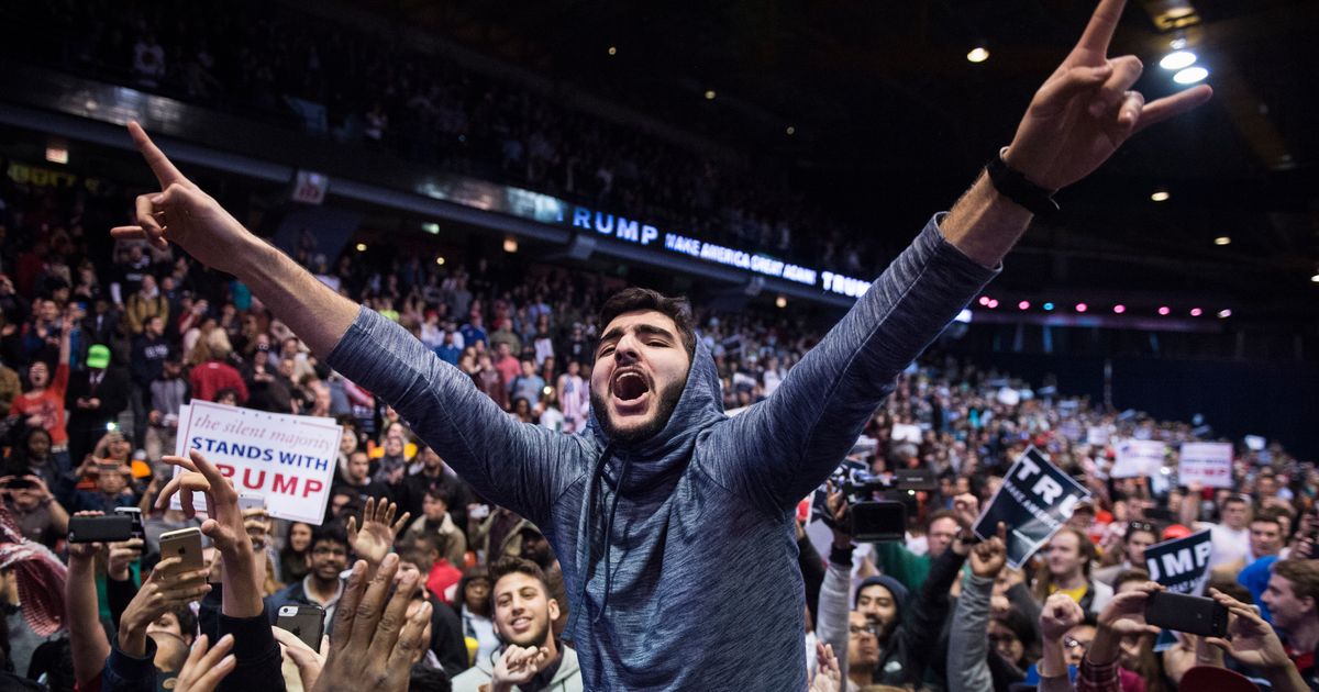 Donald Trump Cancels Chicago Rally After Clashes Between Supporters and ...