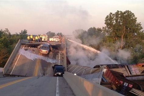 Colliding Trains Caused Very Scary-Looking Missouri Bridge Collapse