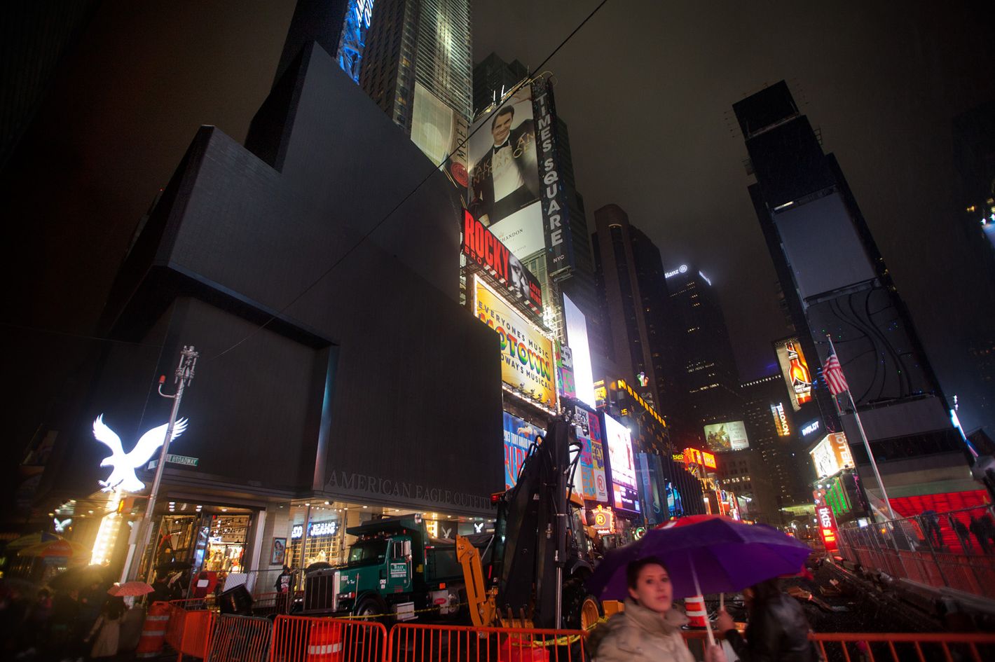 This Is What It Looks Like When Times Square Turns Off the Lights