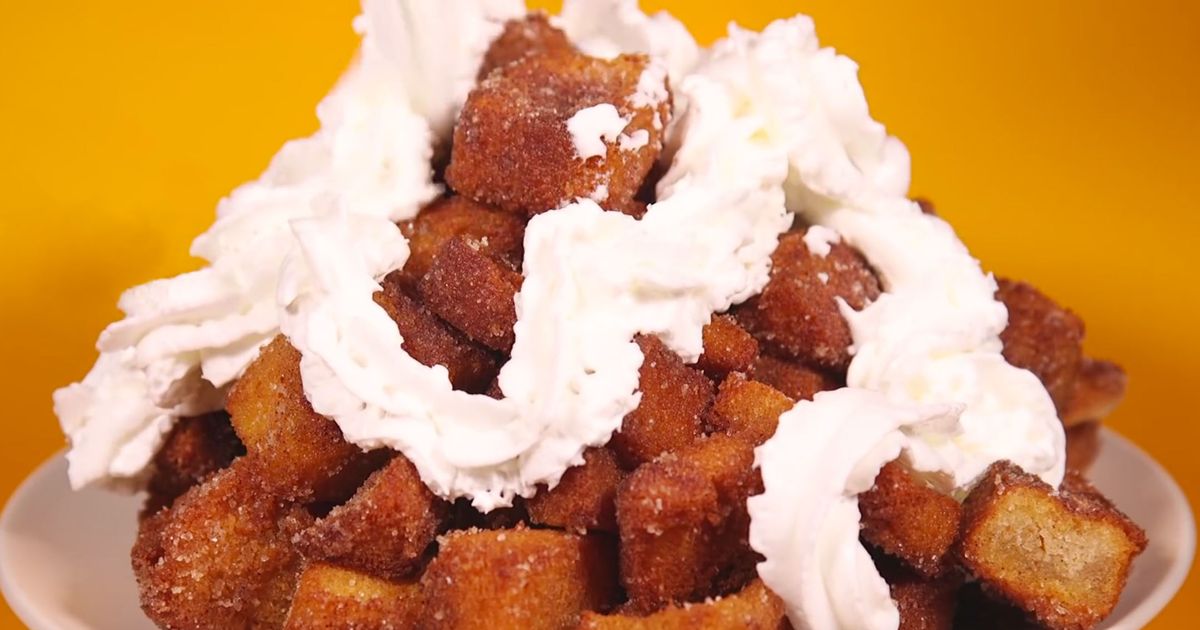 Seriously Patriotic Americans Deep-Fry Pumpkin Spice Lattes