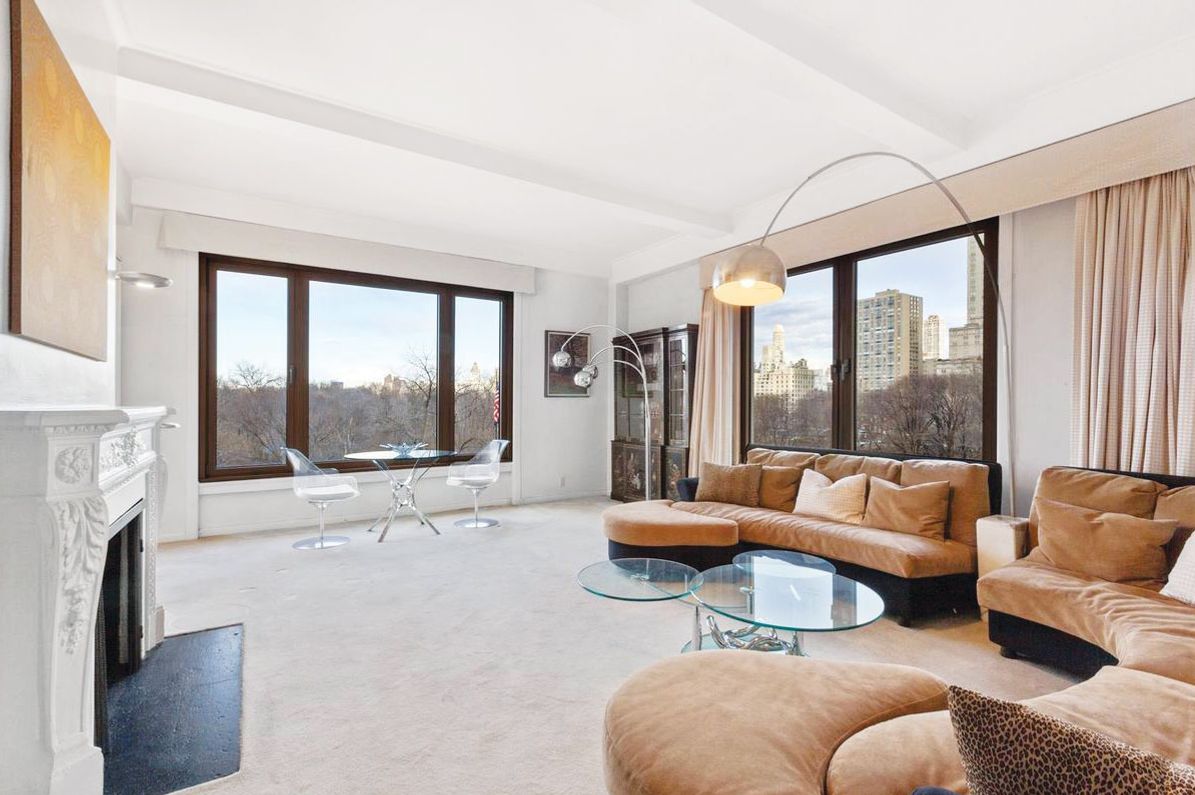 What It’s Like to Live in a Trump Building