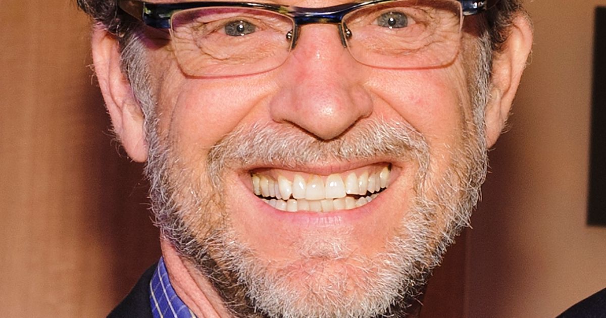 Ridley Pearson Totally Saw Two of Those ‘It’s a Small World’ Dolls Move ...