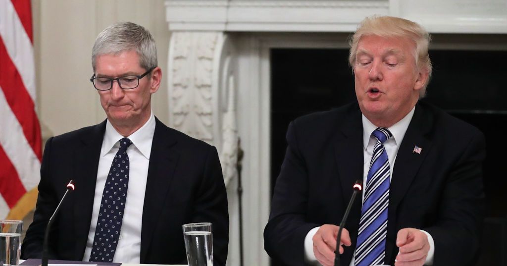 Despite Trump Claims, Apple Won’t Build 3 Factories in U.S.