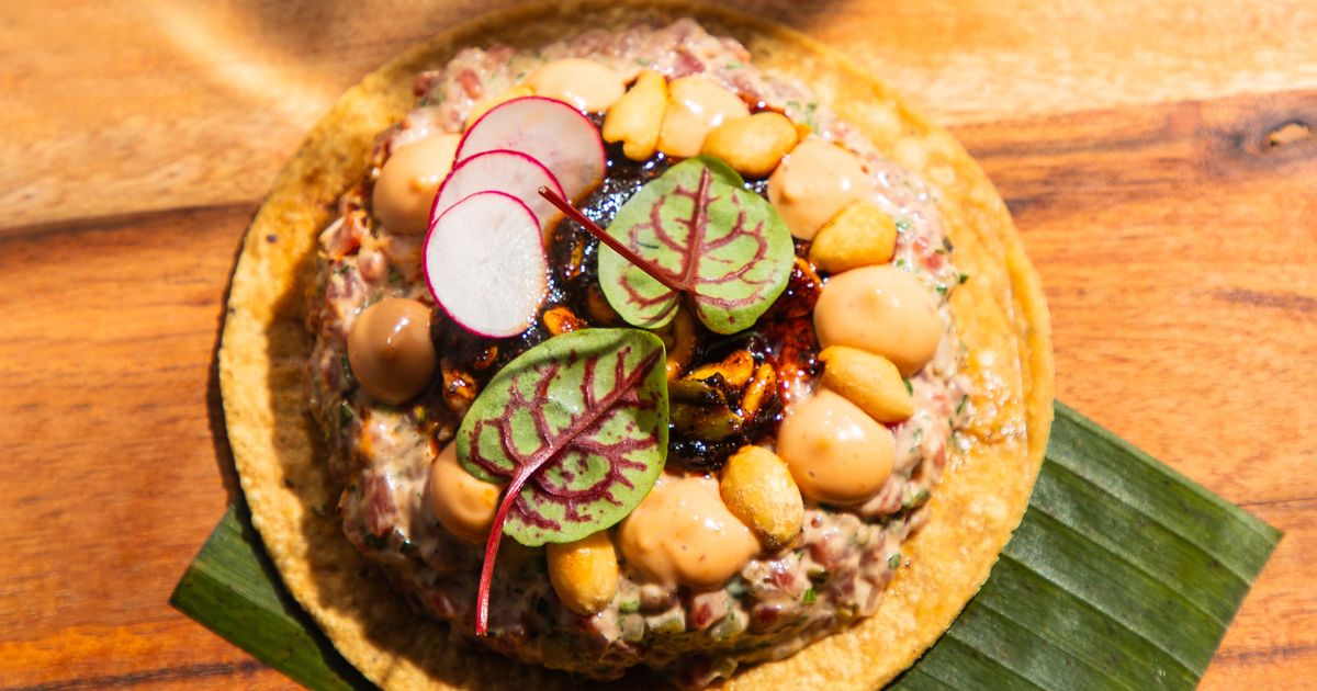 Quique Crudo Makes Excellent Steak Tartare