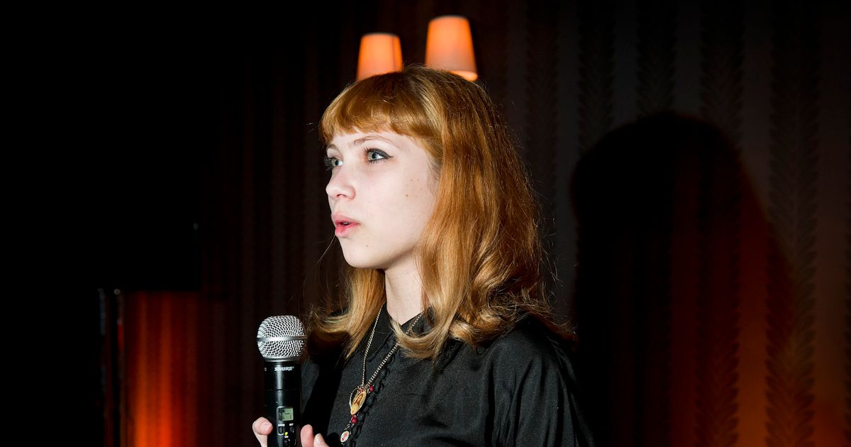 Slideshow: See Pictures From (and Hear!) Tavi’s Singing Debut Last Night