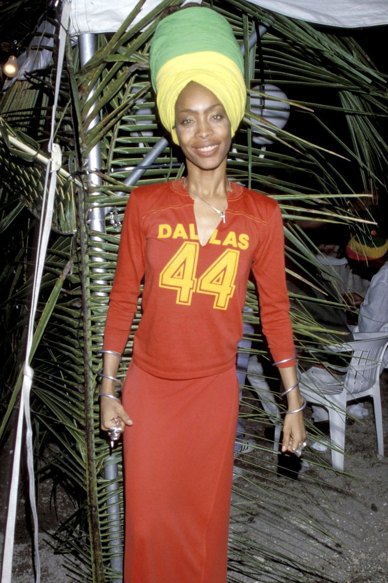 The Erykah Badu Look Book