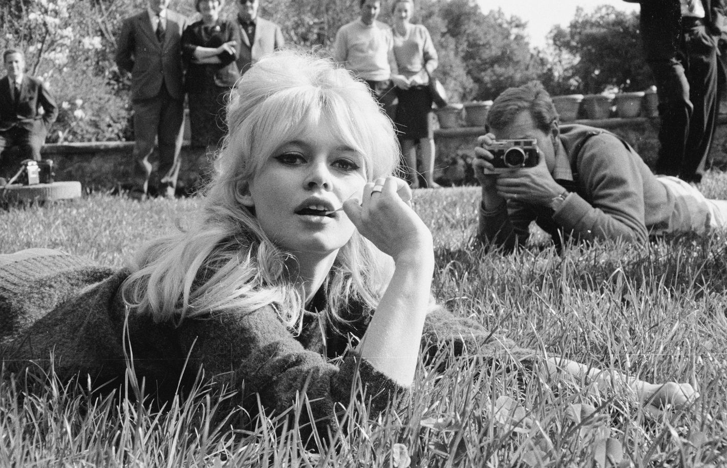 See Glamorous Vintage Paparazzi Shots From Rome