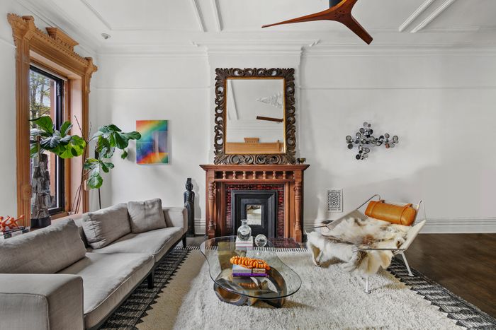 Bed-Stuy Townhouse 266 Stuyvesant Avenue Former Prep School