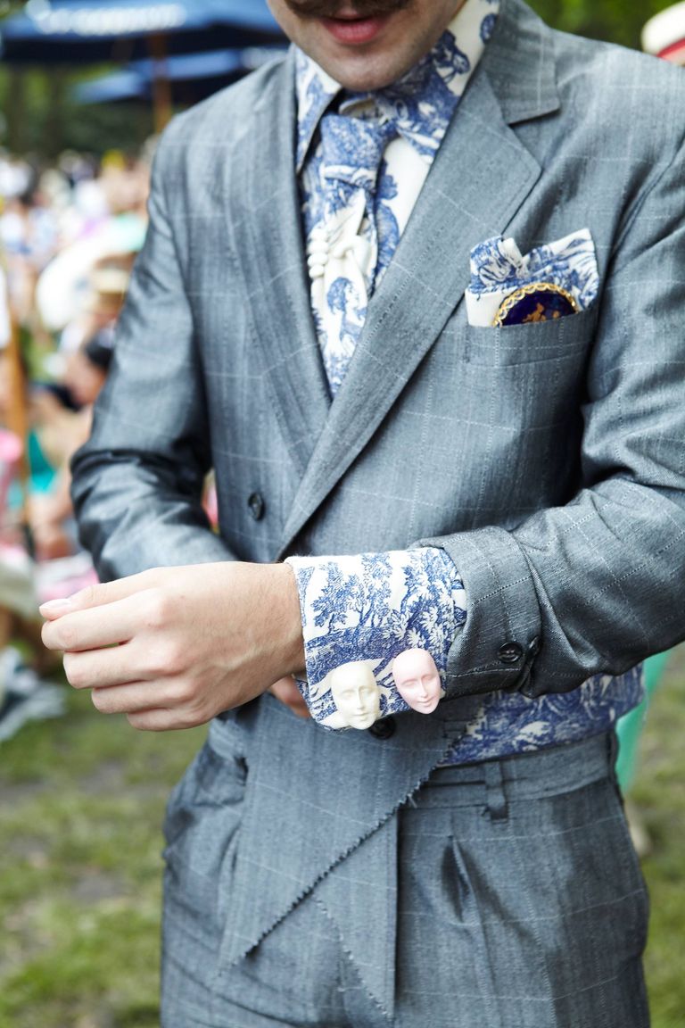 Street Style: Welcome to the Roaring Twenties