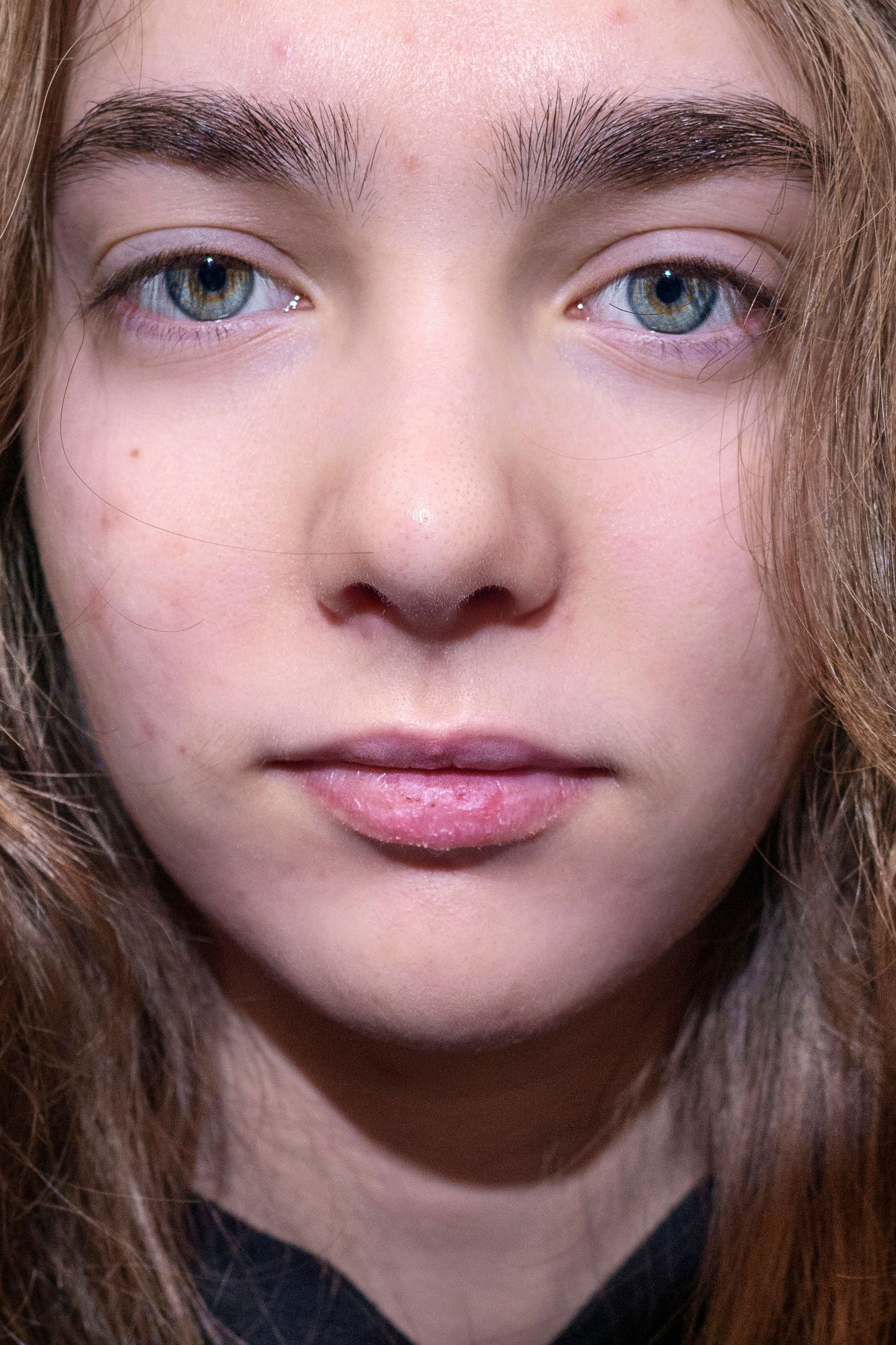 Photos: What Ukrainian Refugees Carried With Them From Home