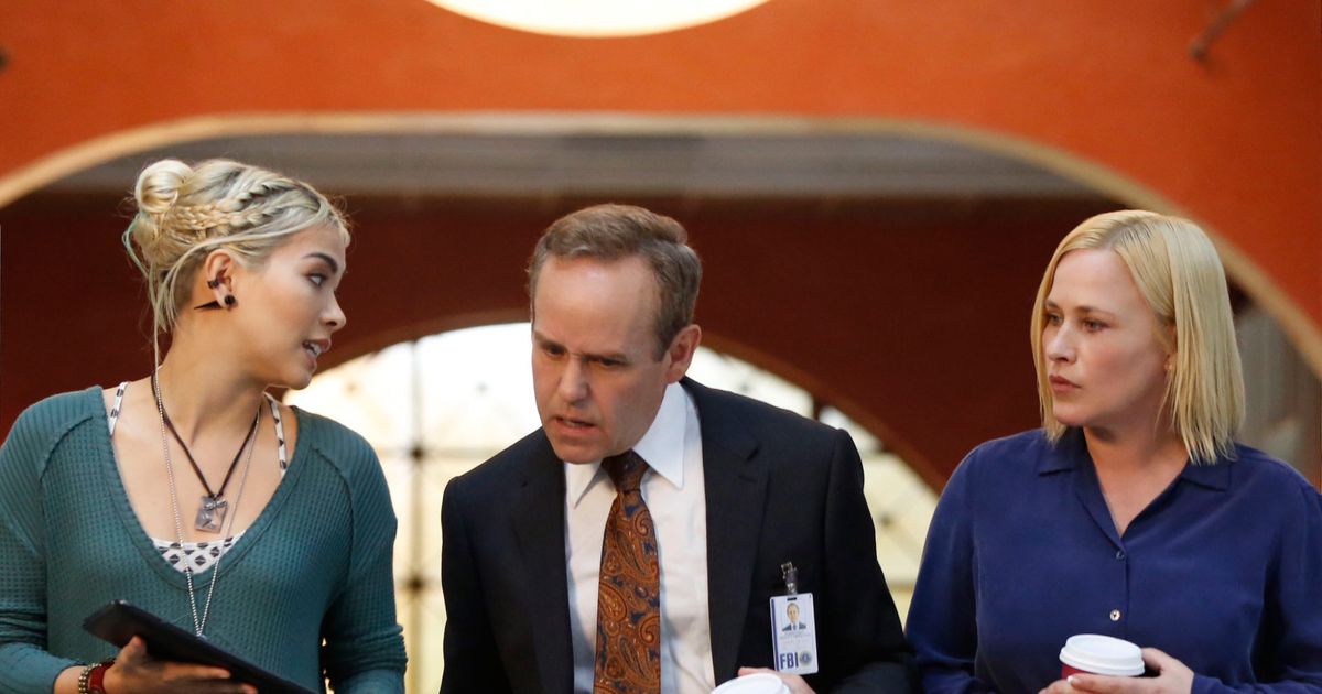 CSI: Cyber Screencap Recap: We Learn What Crowdsourcing Is