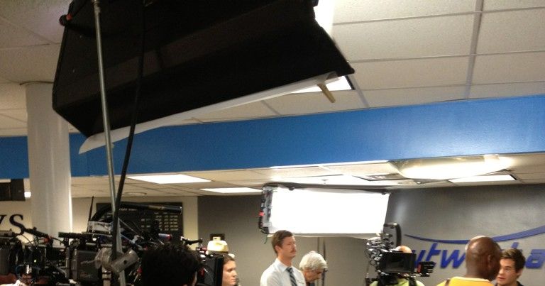 Analyze This Photo From Arrested Development’s First Day Back